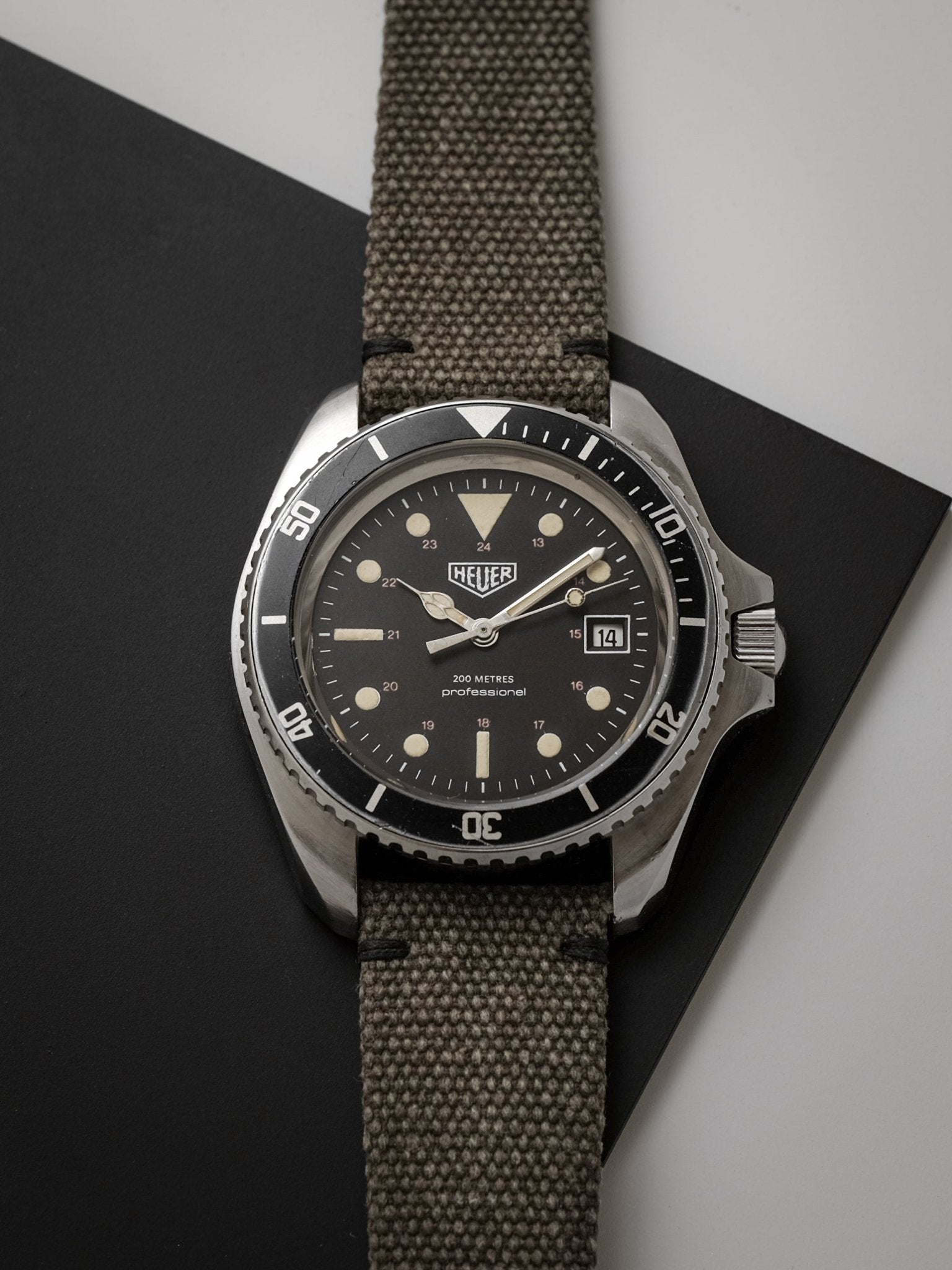 Panzer Green Canvas – VEBLENIST